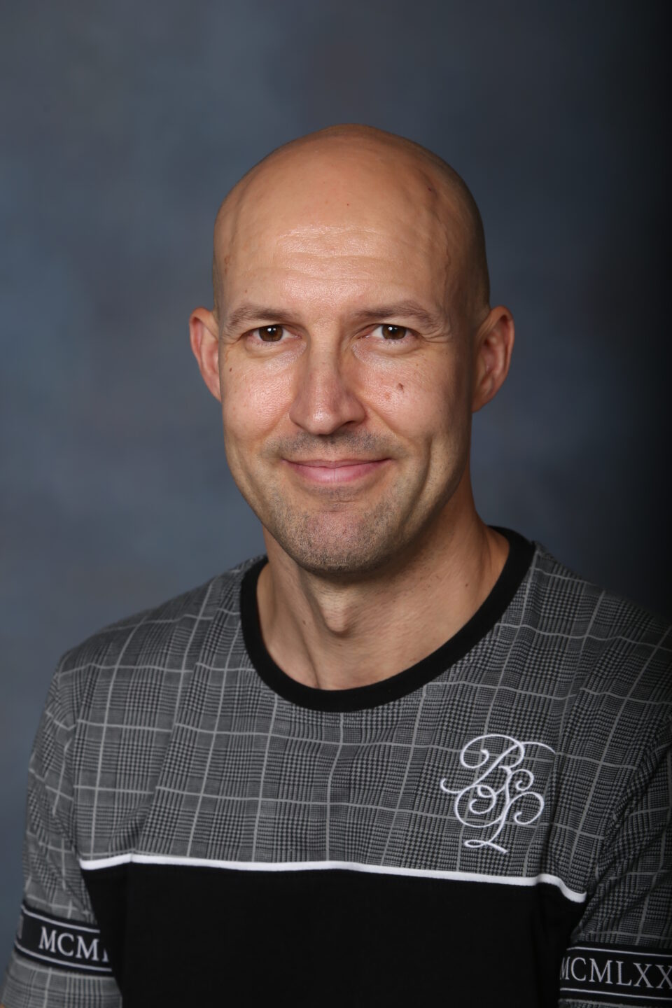 Kontakt — Tumba Gymnasium